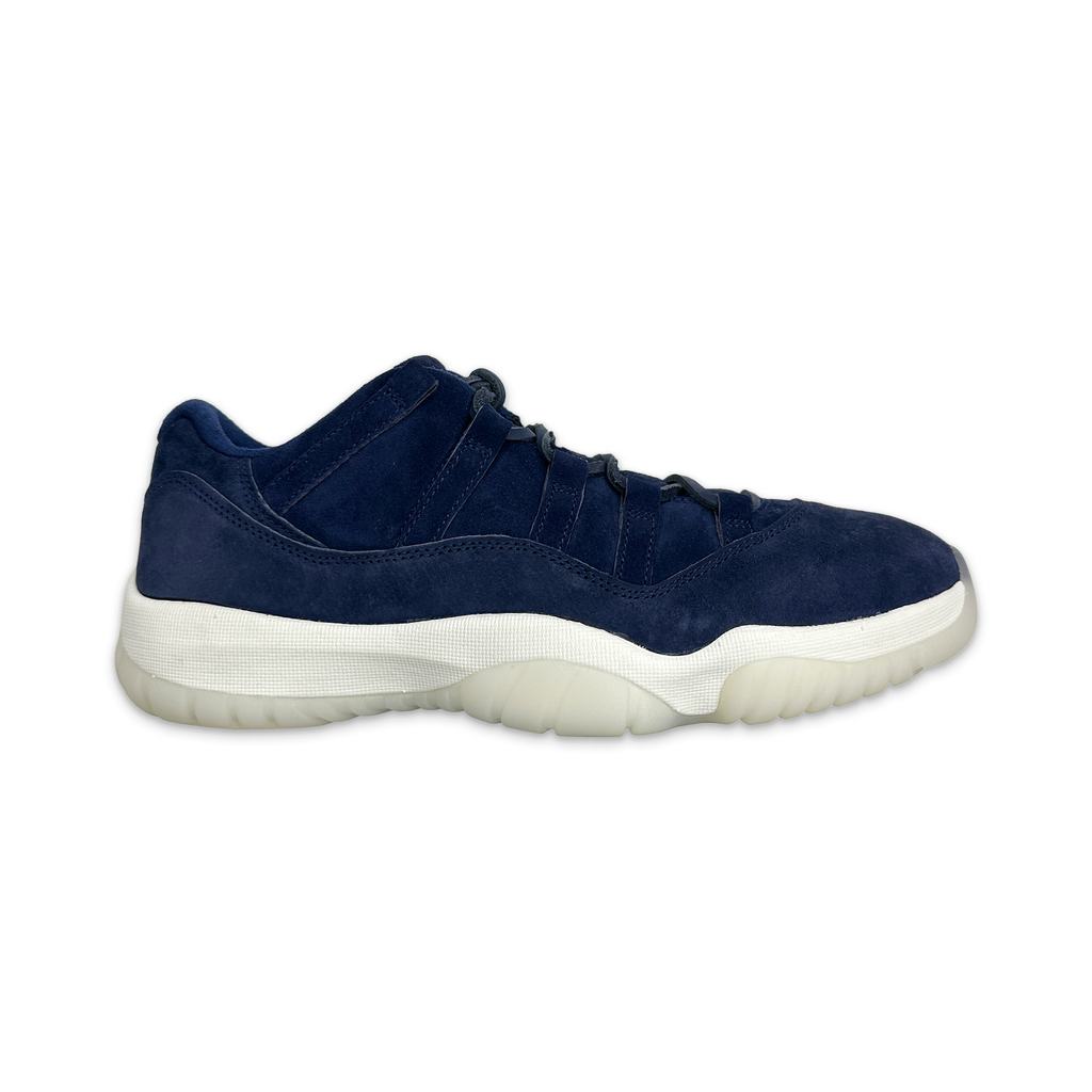 Air Jordan 11 Retro Low “Derek Jeter Re2pect”